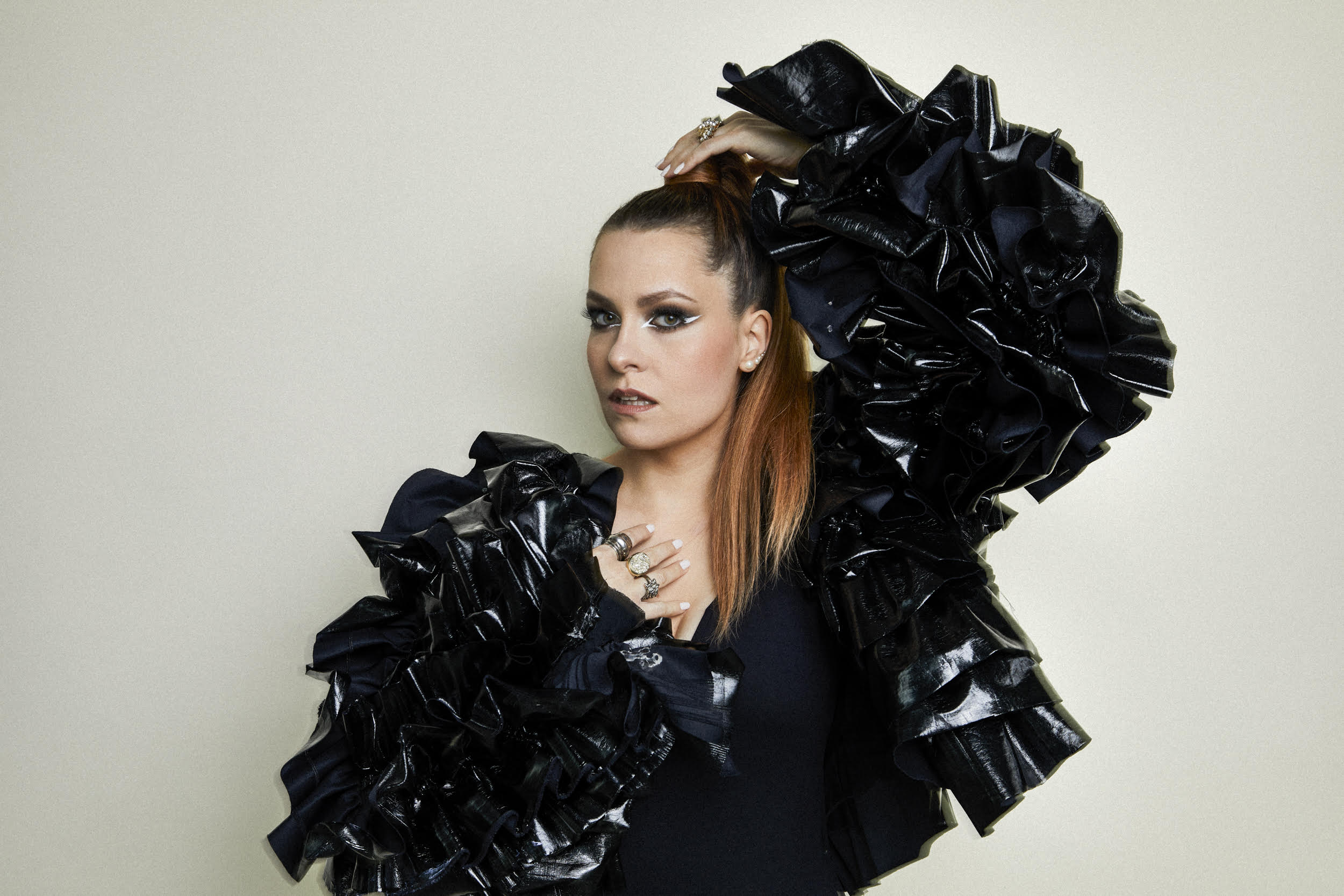 Bianca-Pop Music – Amplifier of independent voices